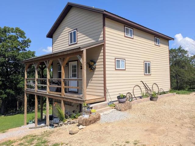 721 Pack Ln, Lampe, MO 65681