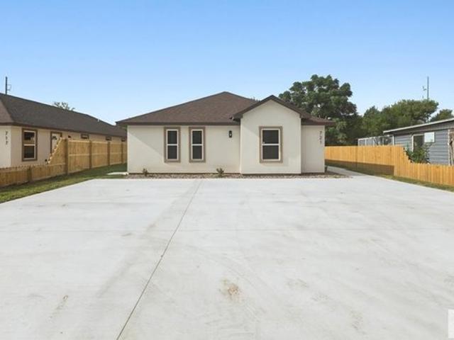 721 Pittman Ave, Harlingen, TX 78550