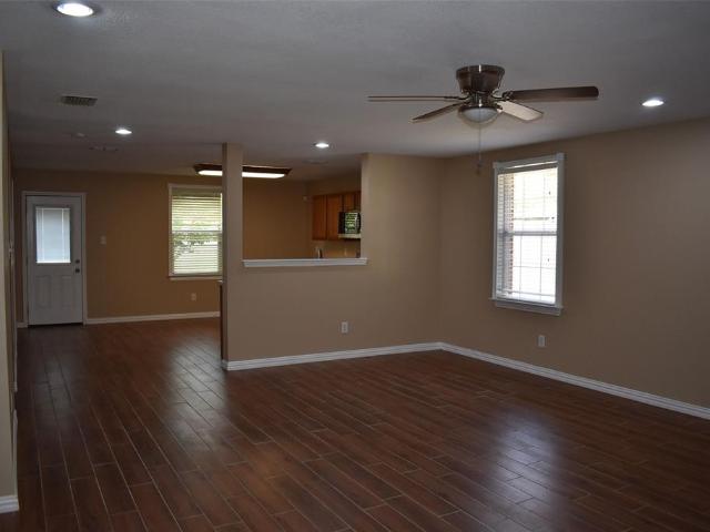 721 Pickwick Lane