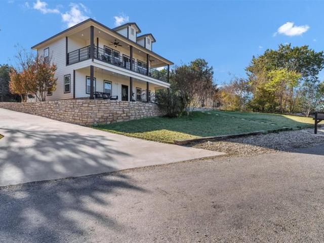 721 Rock Harbor Ct, Granbury, TX 76048