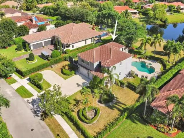 721 Ranch Rd. Weston, FL 33326 MLS A11772687