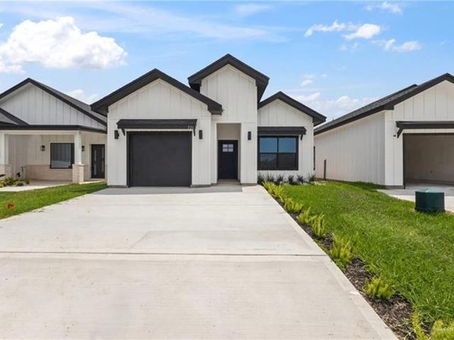 721 W 25th St, Mission, TX 78574