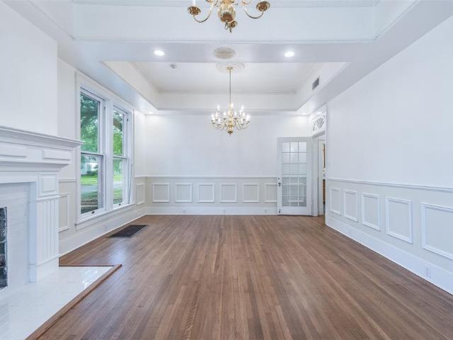 721 W Washington St, Sherman, TX 75092 | MLS #21176