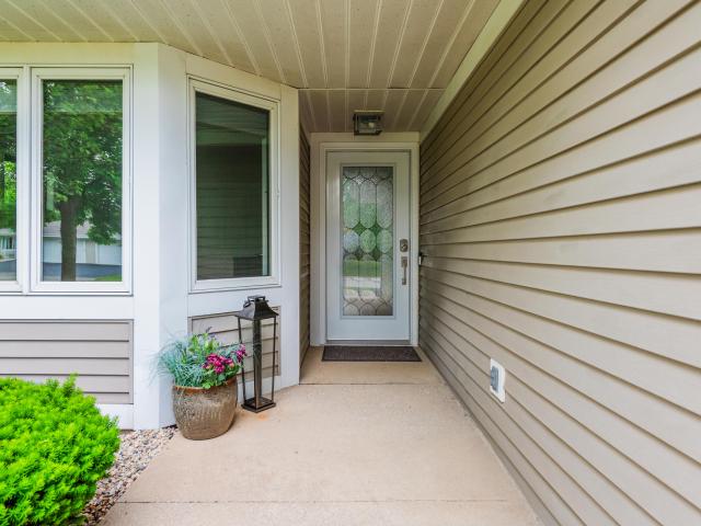 7224 W Mequon Square Dr, Unit 7224