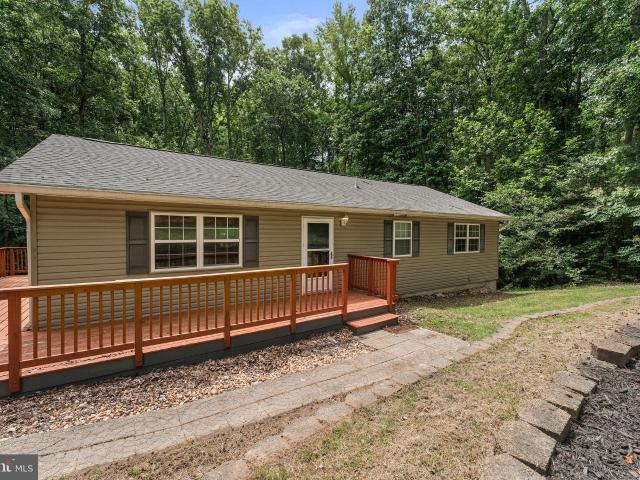 7224 Washington Dr, King George, VA 22485 | Compass