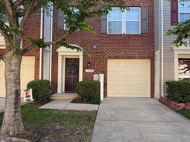 7226 Mockingbird Circle