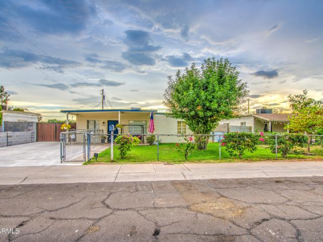 7226 N 26TH Drive