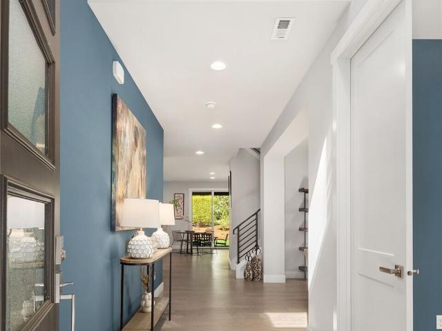 7226 NE 129th Street
