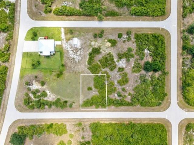 7226 Coburn St, Port Charlotte, FL 33981