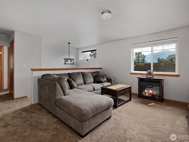 7226 Franks Place