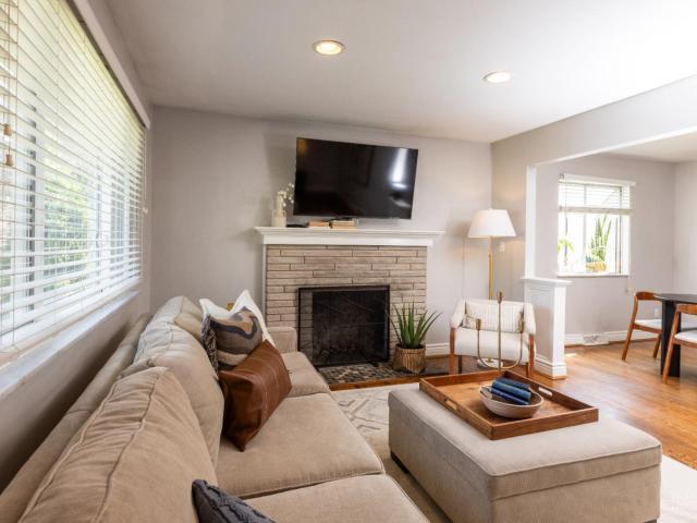 7227 Iuka Avenue