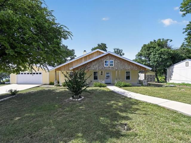 7228 Emerald Dr, Brownwood, TX 76801