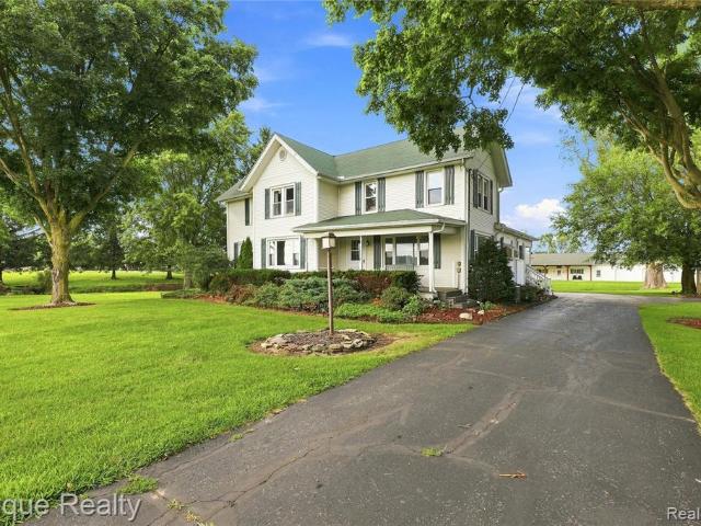7228 Yankee Road