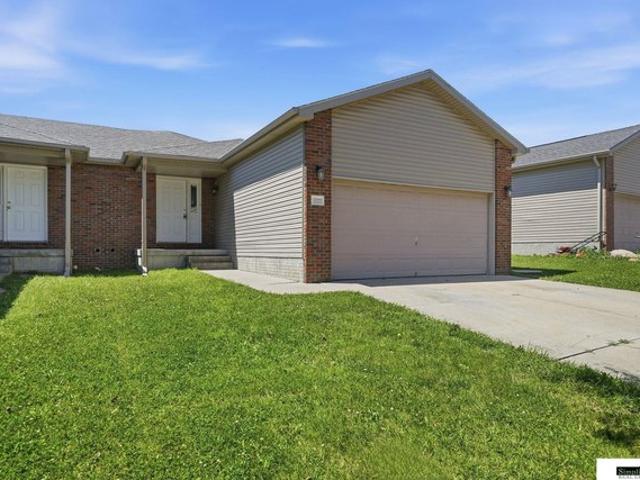7229 and 7225 Dorchester Ct, Lincoln, NE 68521