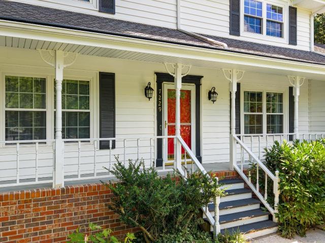 7229 Fairington Circle