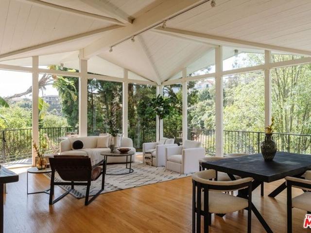 7229 Senalda Rd, Los Angeles, CA 90068
