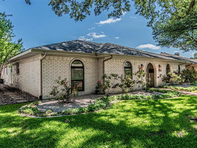 7229 Whispering Pines Drive