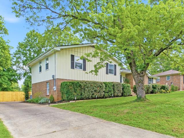 7220 Belle Chasse Dr