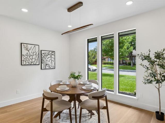 7220 Canongate