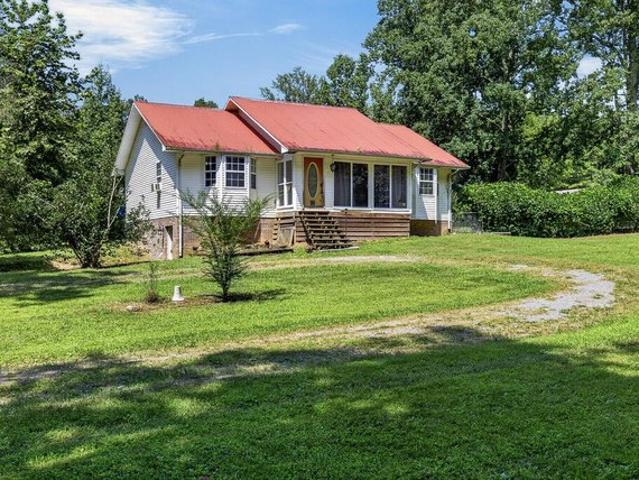 7220 Friendly Rd, Baxter, TN 38544