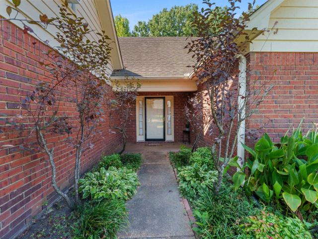 7221 noah ln