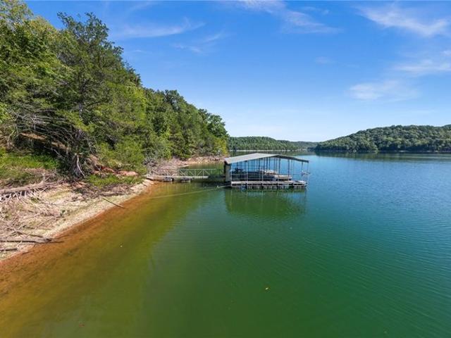 7221 Angell Rd, Rogers, AR 72756