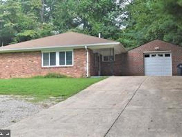 7221 Barry Rd, Alexandria, VA 22315 | MLS #VAFX2298 | Compass