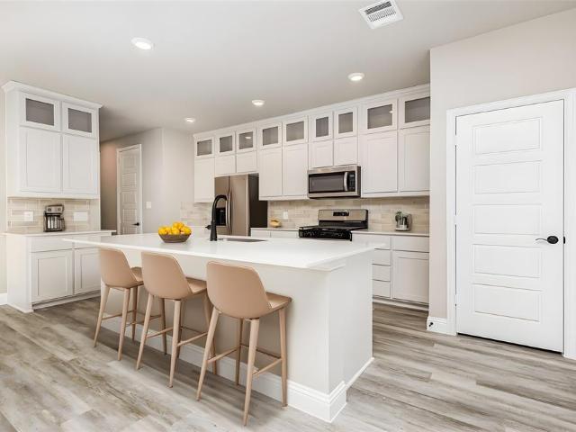 7221 Bayhill Lane