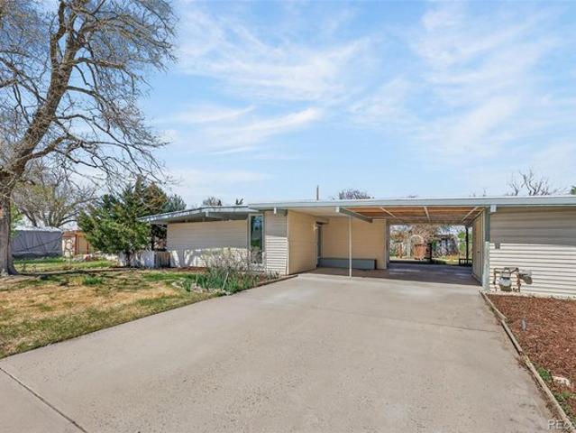 7221 E 75th Ave, Commerce City, CO 80022
