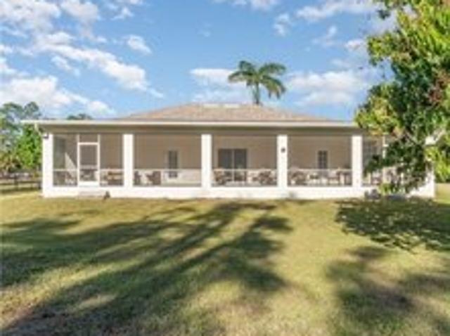 7221 Eastwood Acres Rd, Fort Myers, FL 33905