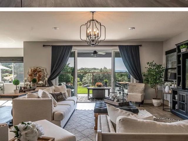 7221 Spumante Court