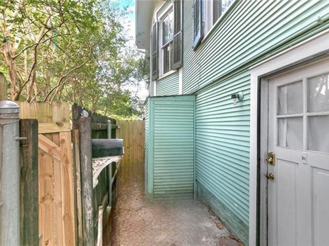 7222 Burthe St, New Orleans, LA 70118 | MLS #2546 | Compass