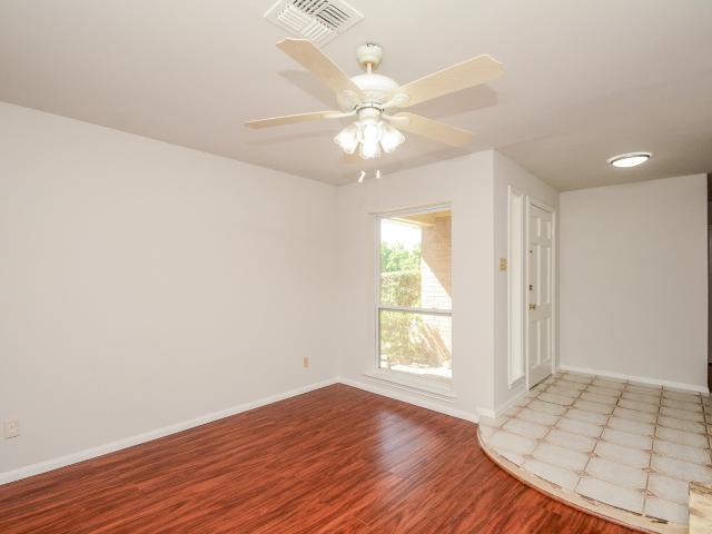 7222 Pella Drive
