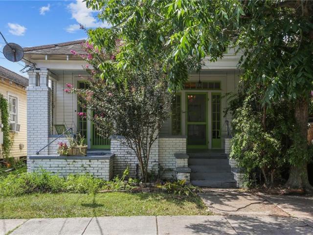 7222 Sycamore St, New Orleans, LA 70118 | Compass