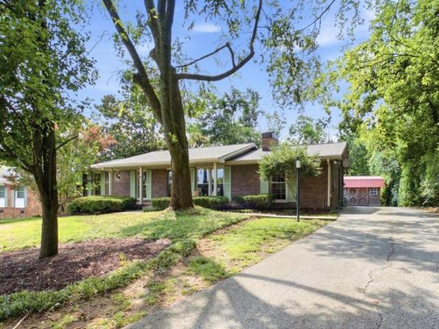7222 Westcott Dr, Nashville, TN 37221
