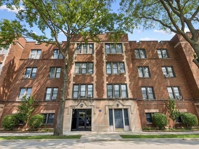 7223 Adams St Apt 3, Forest Park, IL 60130