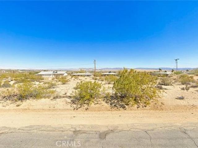 7223 Serrano Dr, Twentynine Palms, CA 92277
