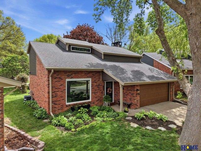 7223 Shamrock Ct, Lincoln, NE 68506