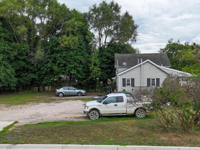 722 & 1/2 N Main Street