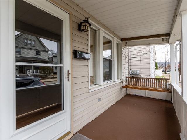 722 6th Ave