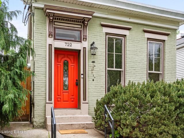 722 Camp St