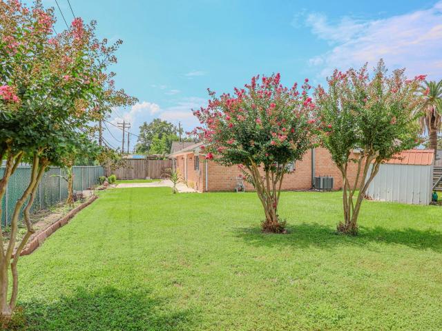 722 Canna St, Channelview, TX 77530 | MLS #81357
