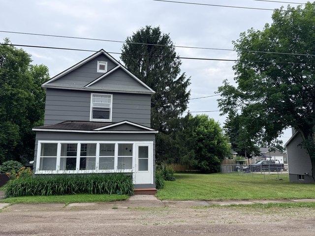 722 Carrie St Ste Marie, Sault Sainte Marie, MI 49783