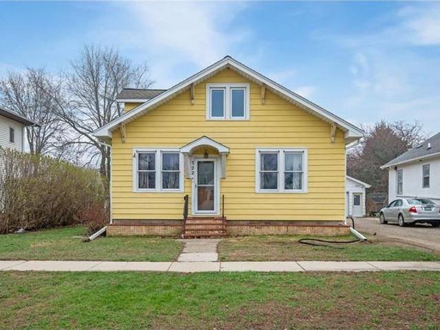 722 E 3rd St, Fairmont, MN 56031