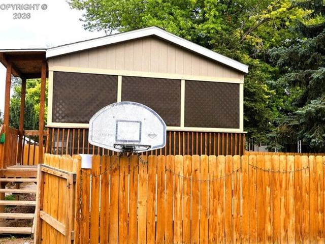 722 E 3rd St, Florence, CO 81226