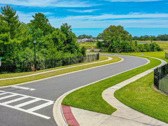722 English Oaks Dr, Port Orange, FL 32127 | MLS #1211