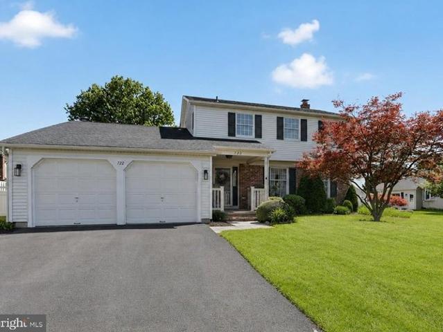 722 Eden Ln, Somerdale, NJ 08083