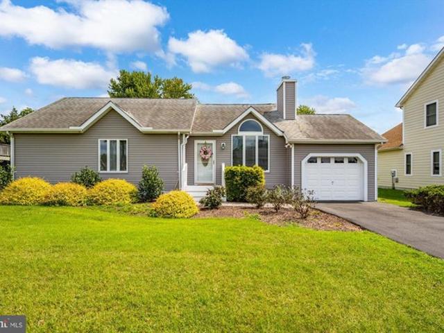 722 Hickman Dr, Ocean View, DE 19970