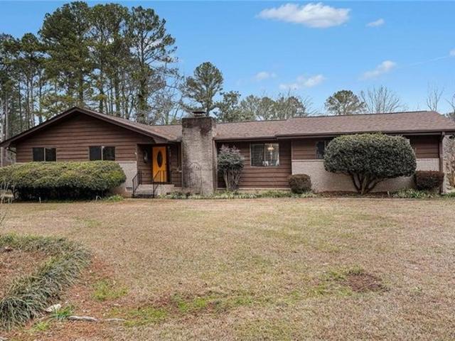 722 Mundys Mill Rd, Jonesboro, GA 30238