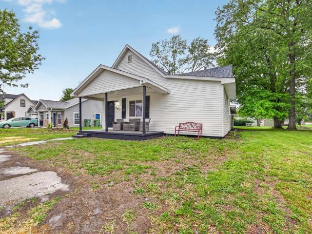 722 N Main St